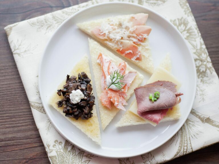 Canapés chilenos - La Cocina Chilena de Pilar Hernández