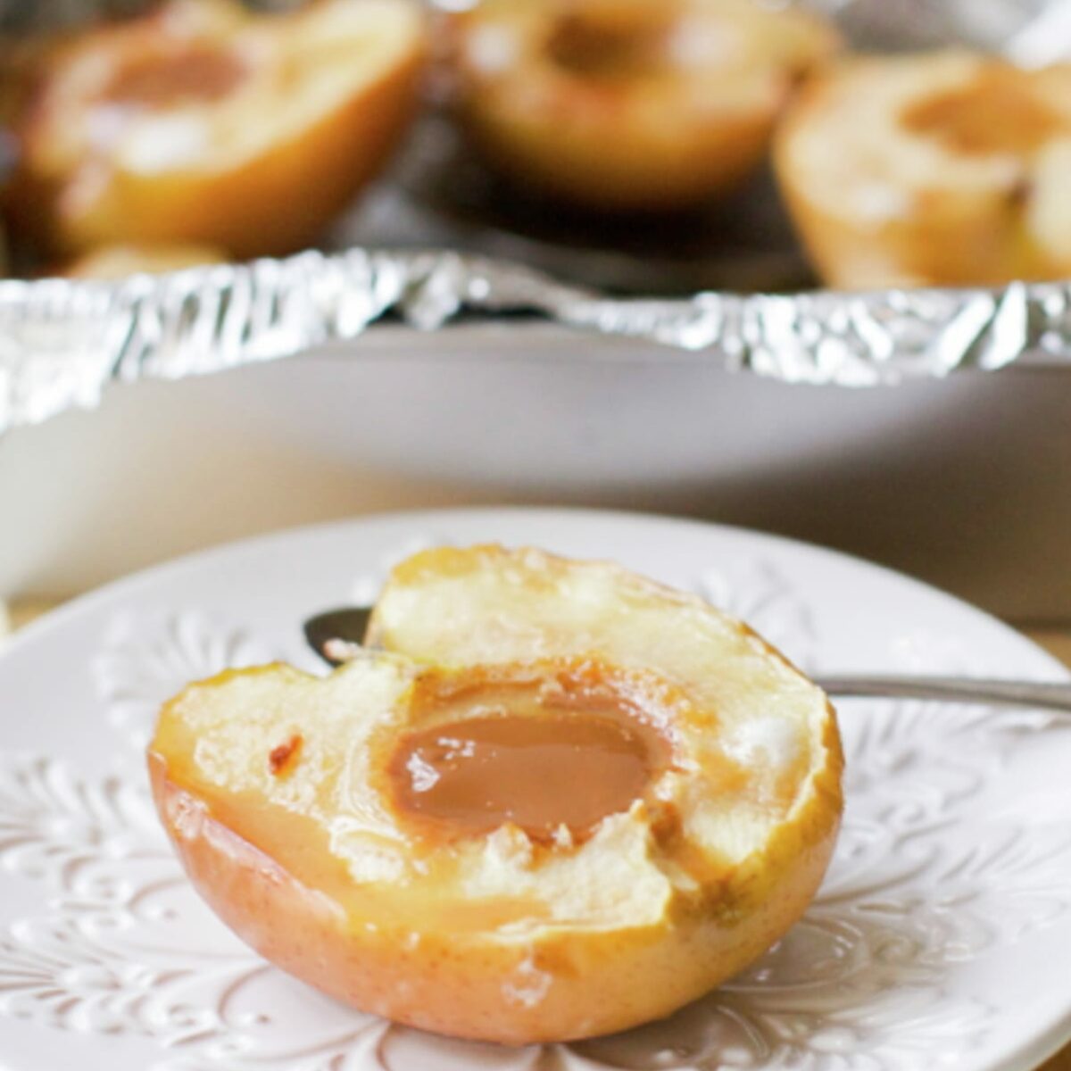Manzanas asadas - La Cocina Chilena de Pilar Hernández